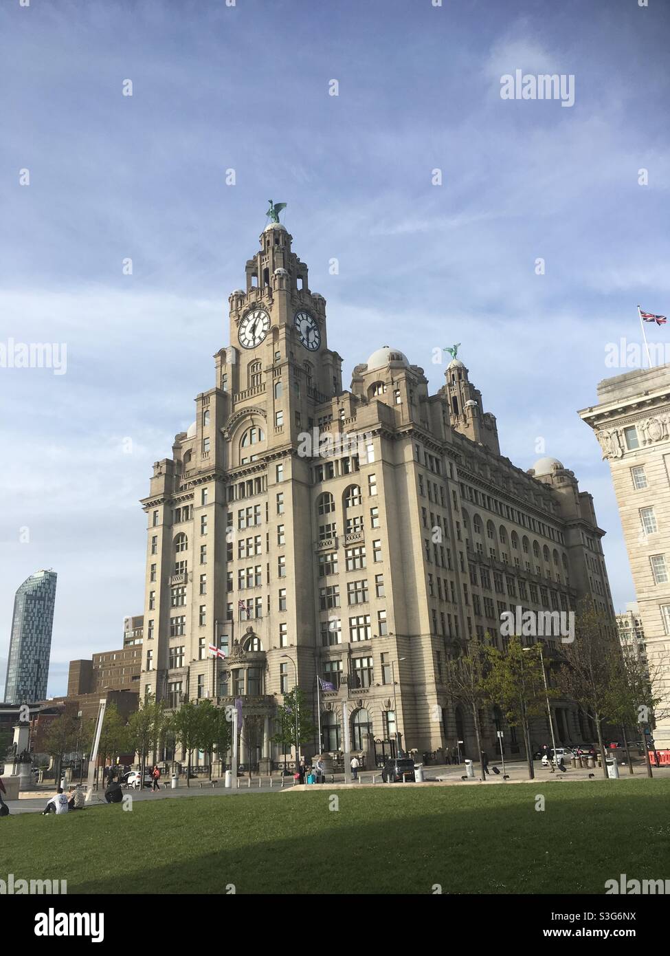 Liver building liverpool hi-res stock photography and images - Alamy