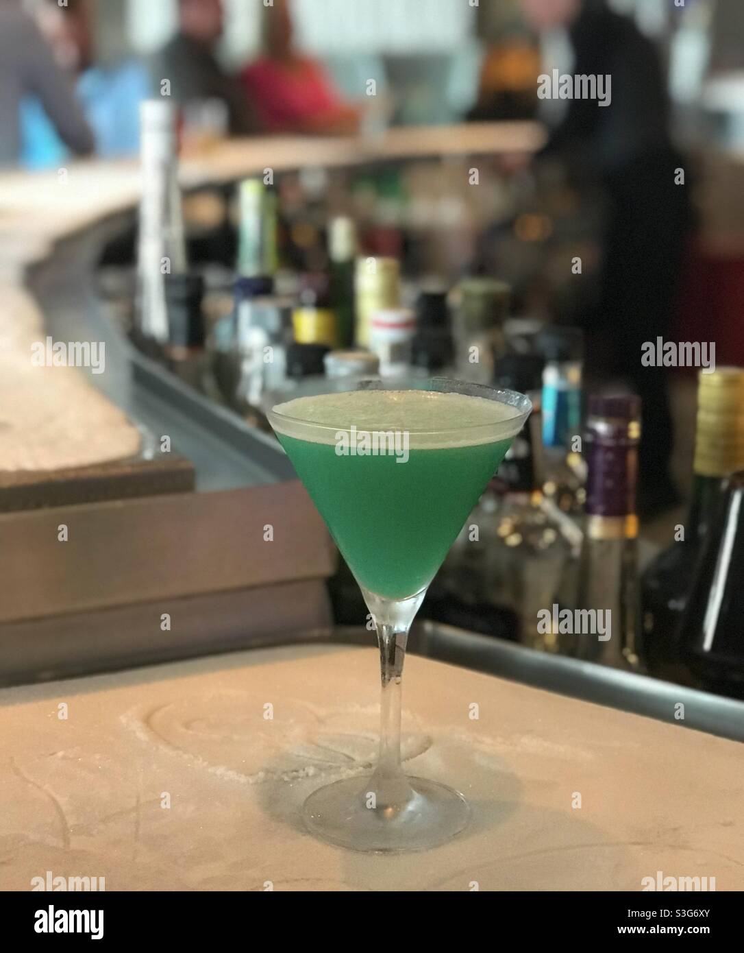 Cocktails and food hi-res stock photography and images - Alamy