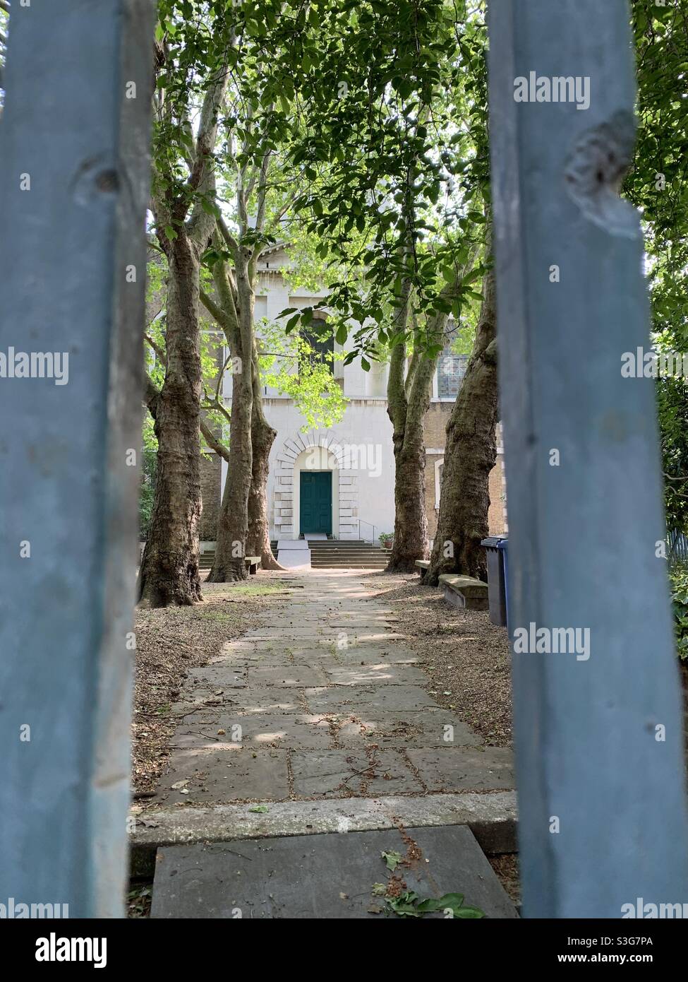 Entrance gate church path hi-res stock photography and images - Alamy