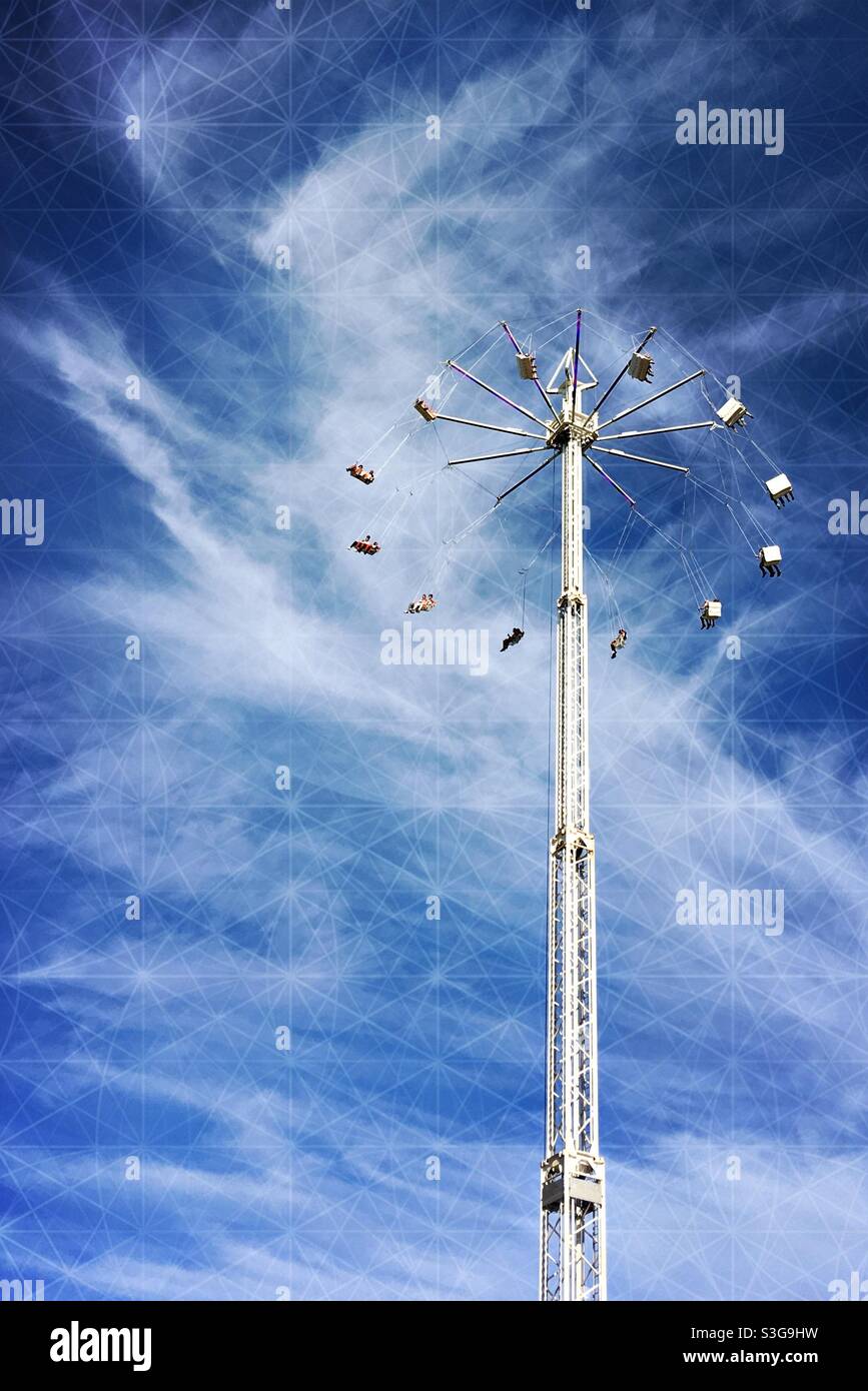 Funfair attraction hi-res stock photography and images - Alamy