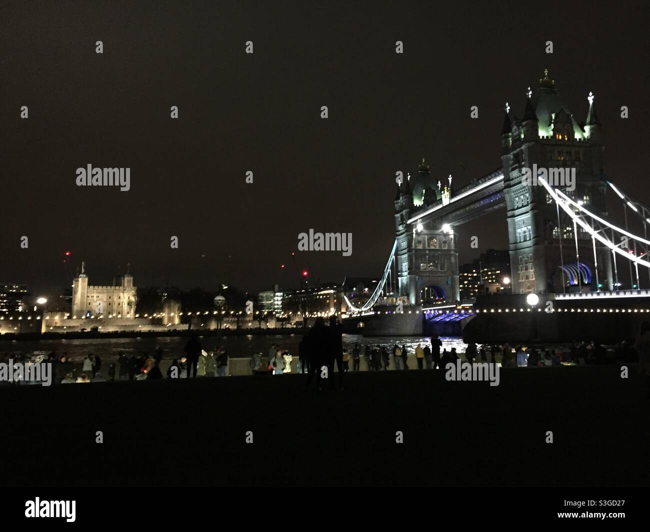 Lit up bridge hi-res stock photography and images - Alamy