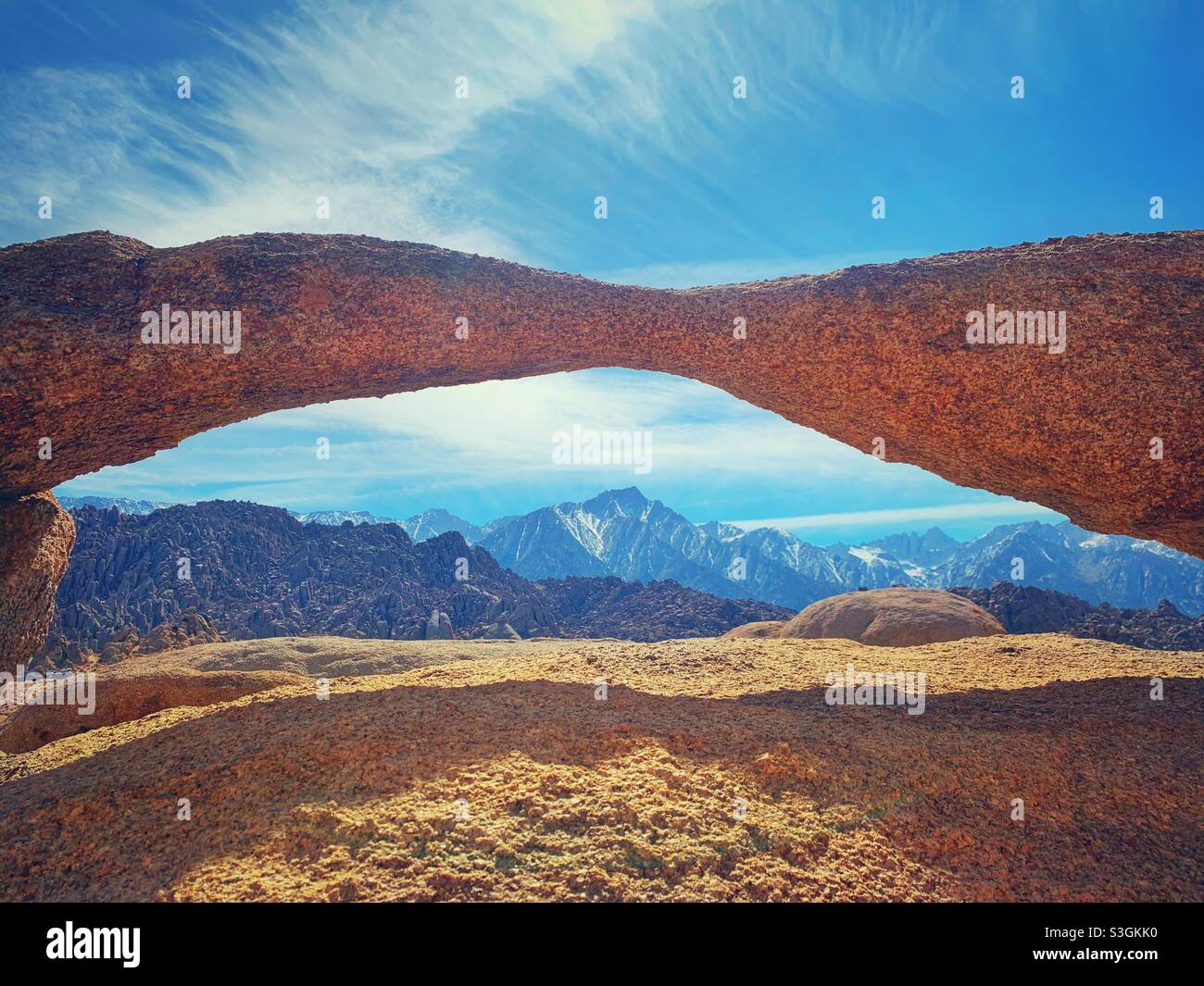 Natural stone arch hi-res stock photography and images - Alamy