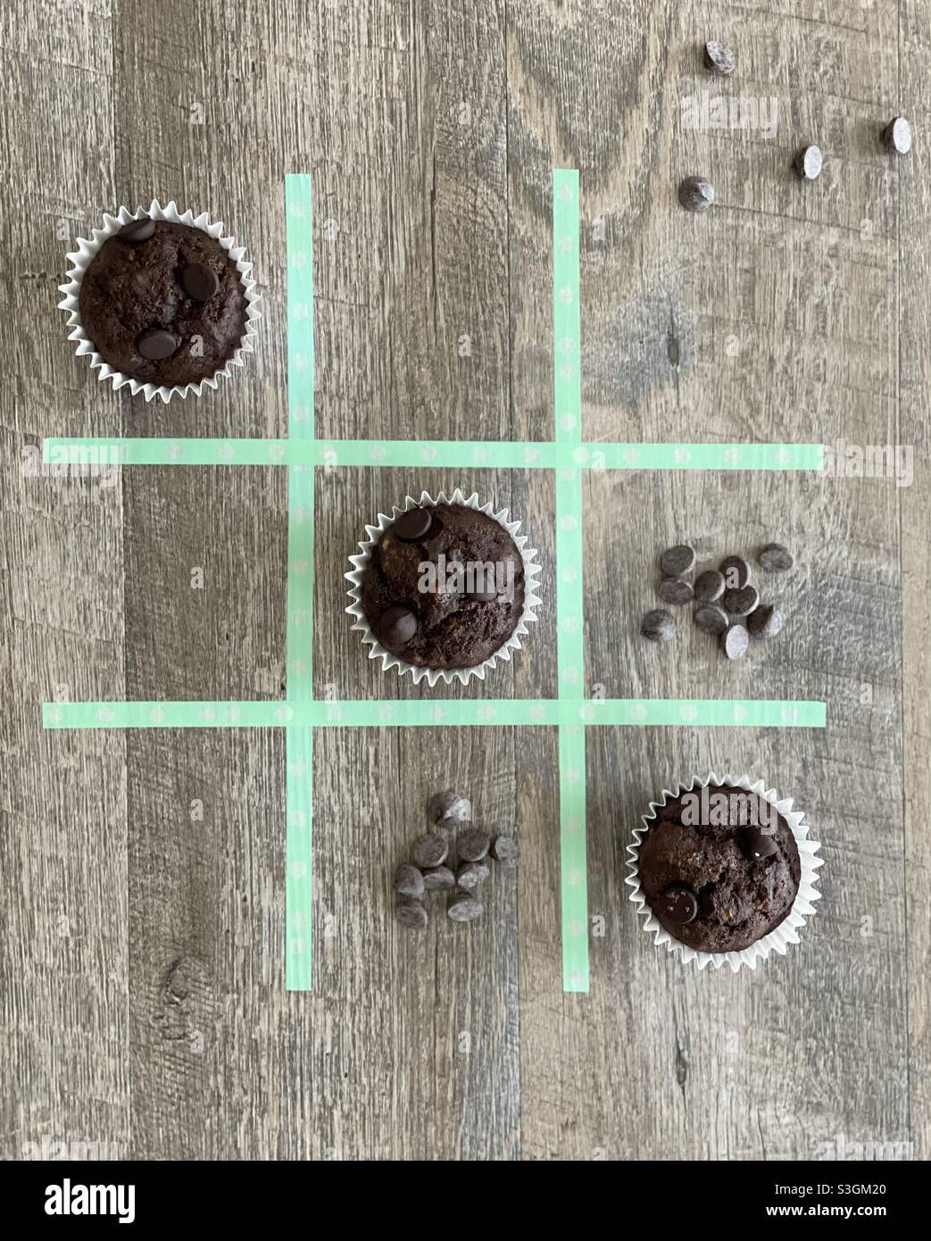 Banana chocolate muffins hi-res stock photography and images - Alamy