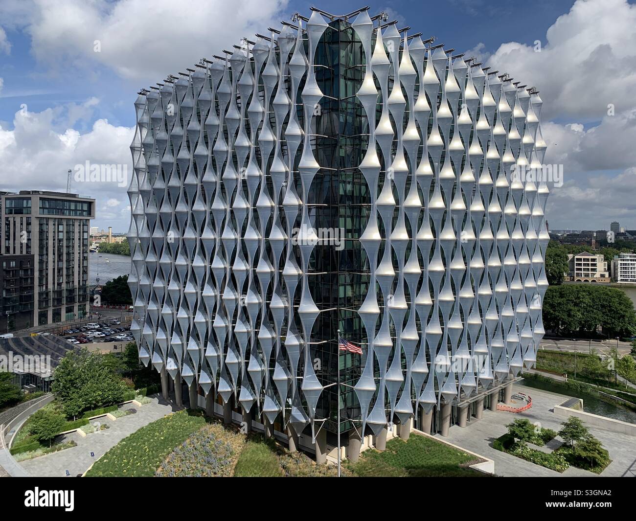 New american embassy building hi-res stock photography and images - Alamy