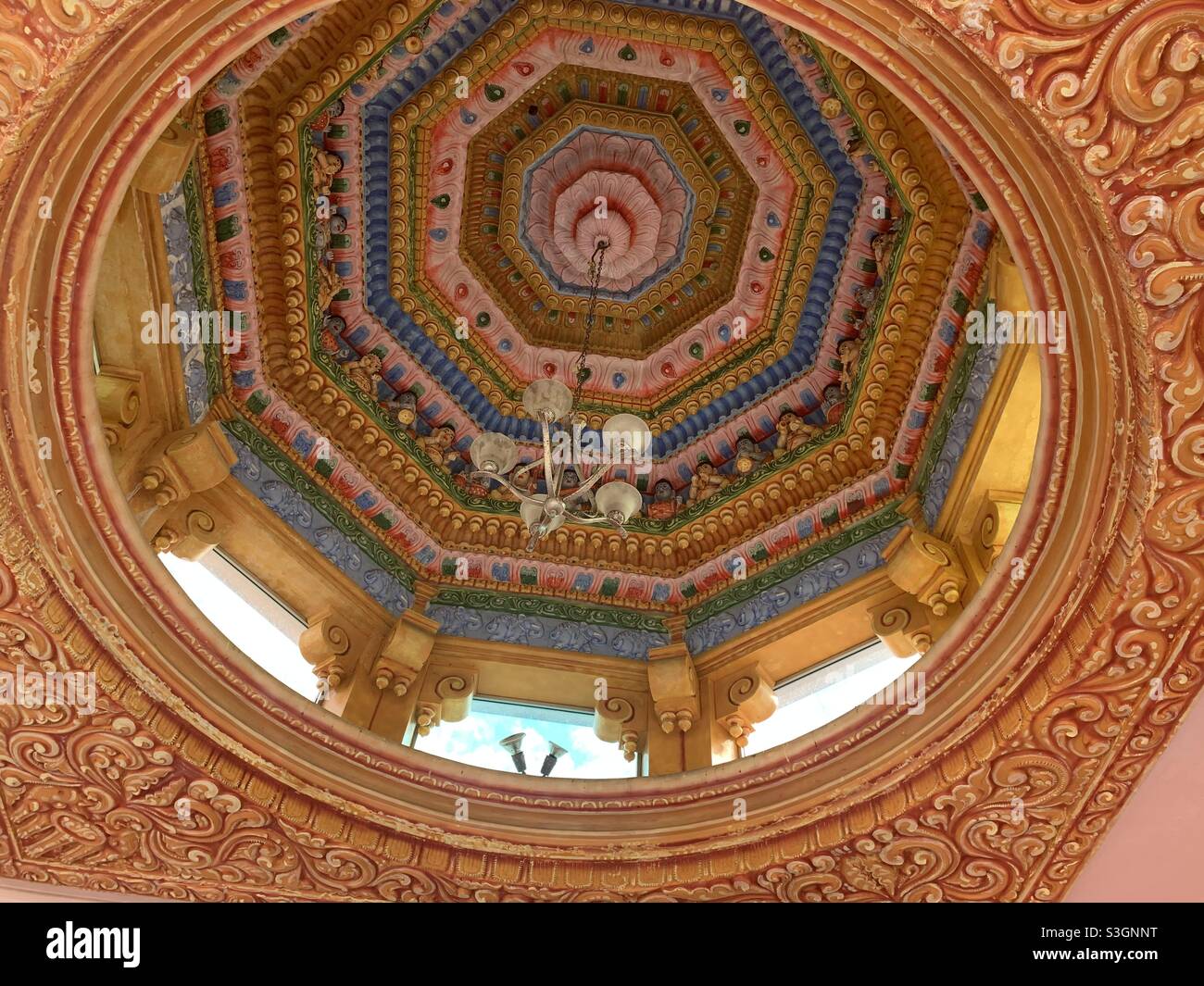 See thru ceiling hi-res stock photography and images - Alamy