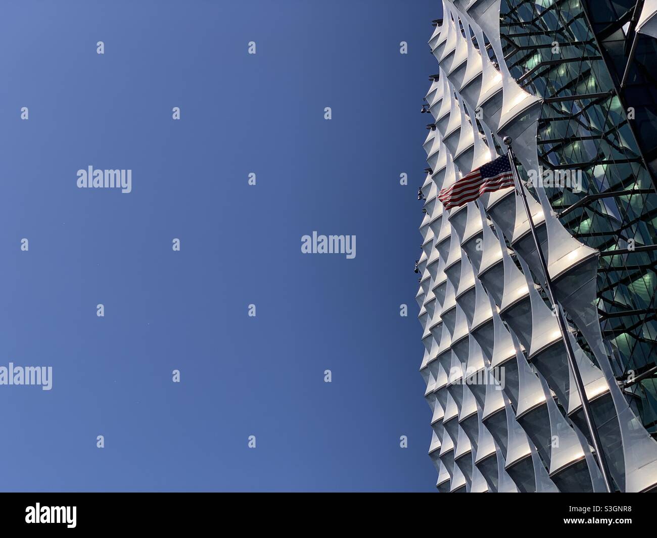 American embassy architecture hi-res stock photography and images - Alamy