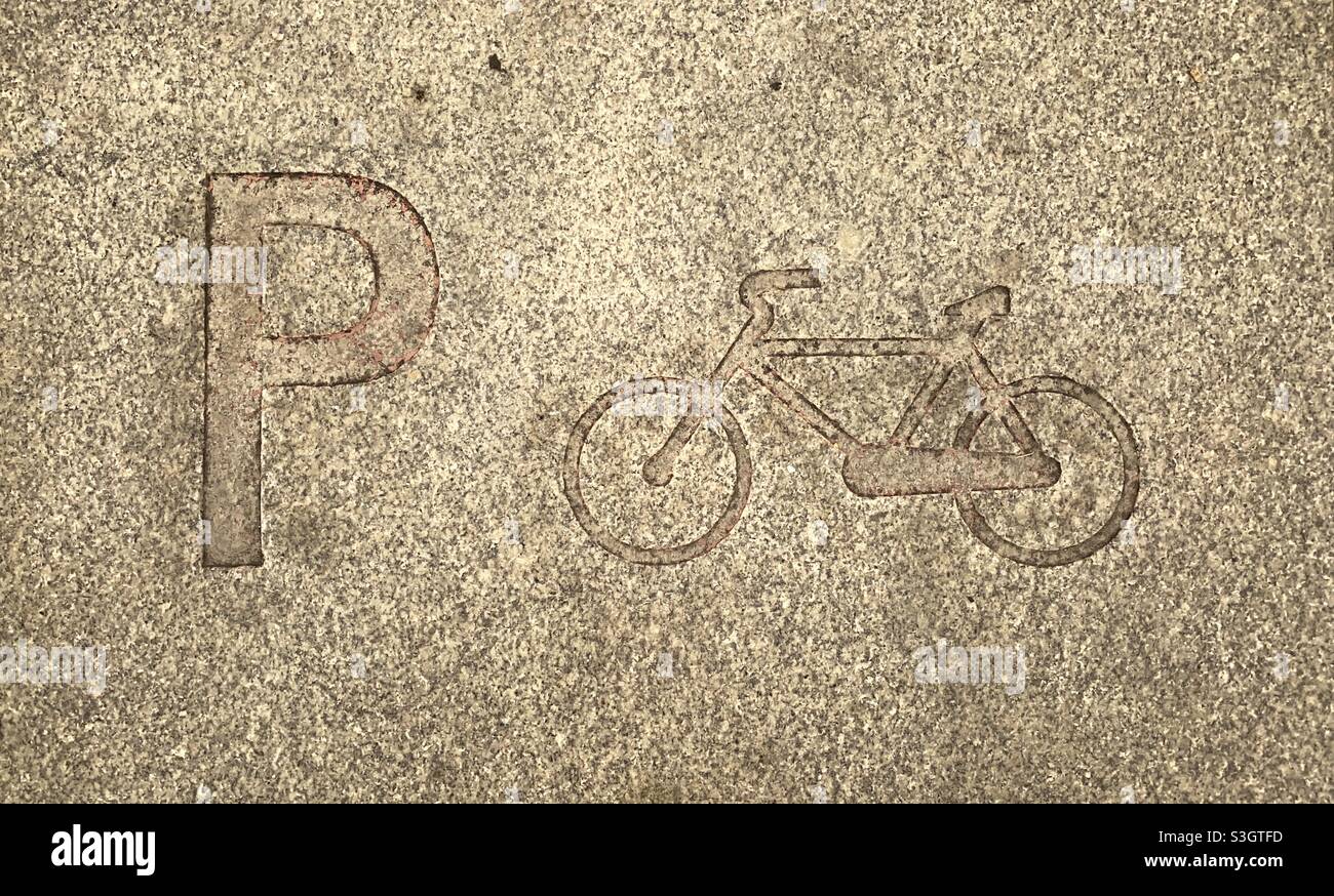 Stone parking hi-res stock photography and images - Alamy