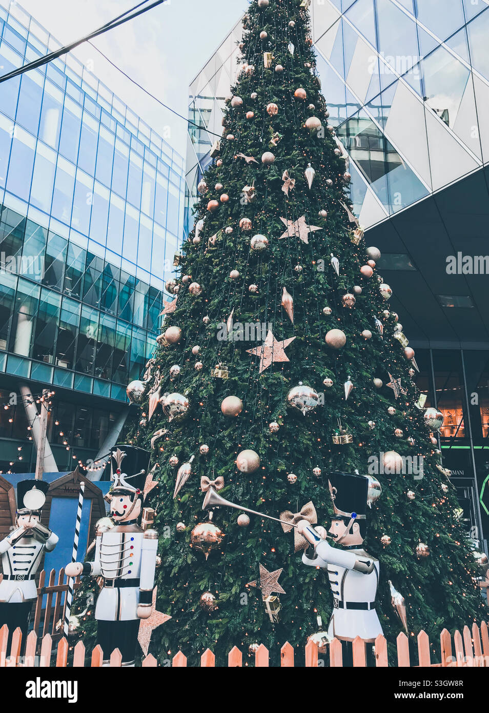 Traditional decorations hi-res stock photography and images - Alamy