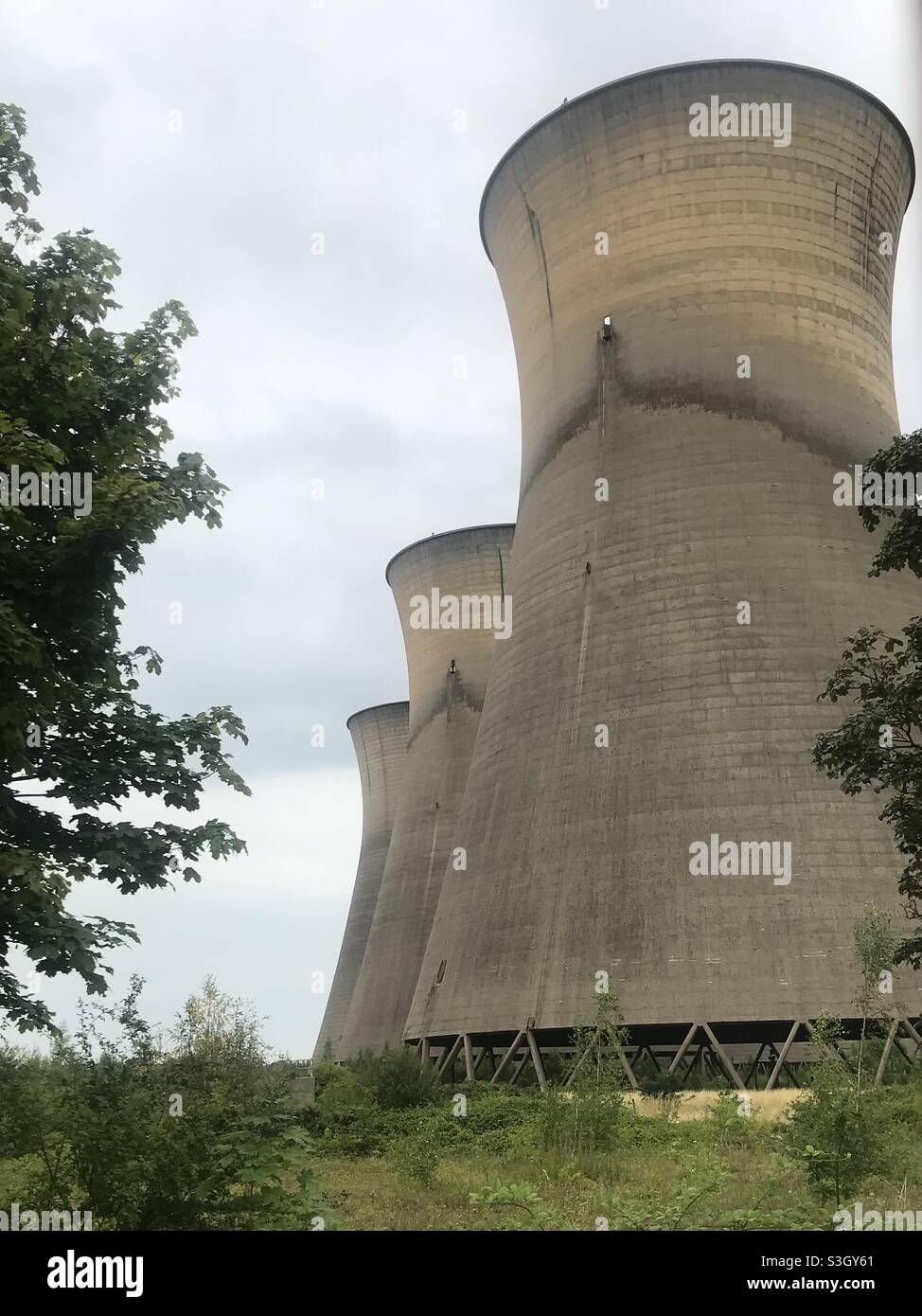3 cooling towers hi-res stock photography and images - Alamy