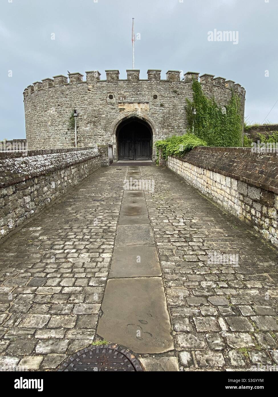 Storm at castle hi-res stock photography and images - Alamy