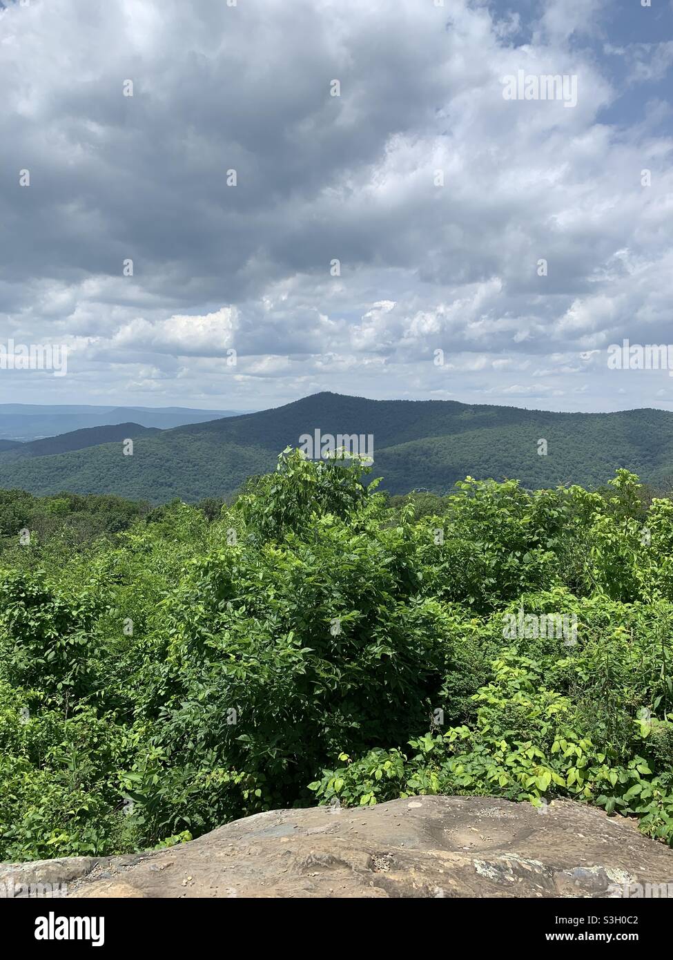 Skyline drive hi-res stock photography and images - Alamy