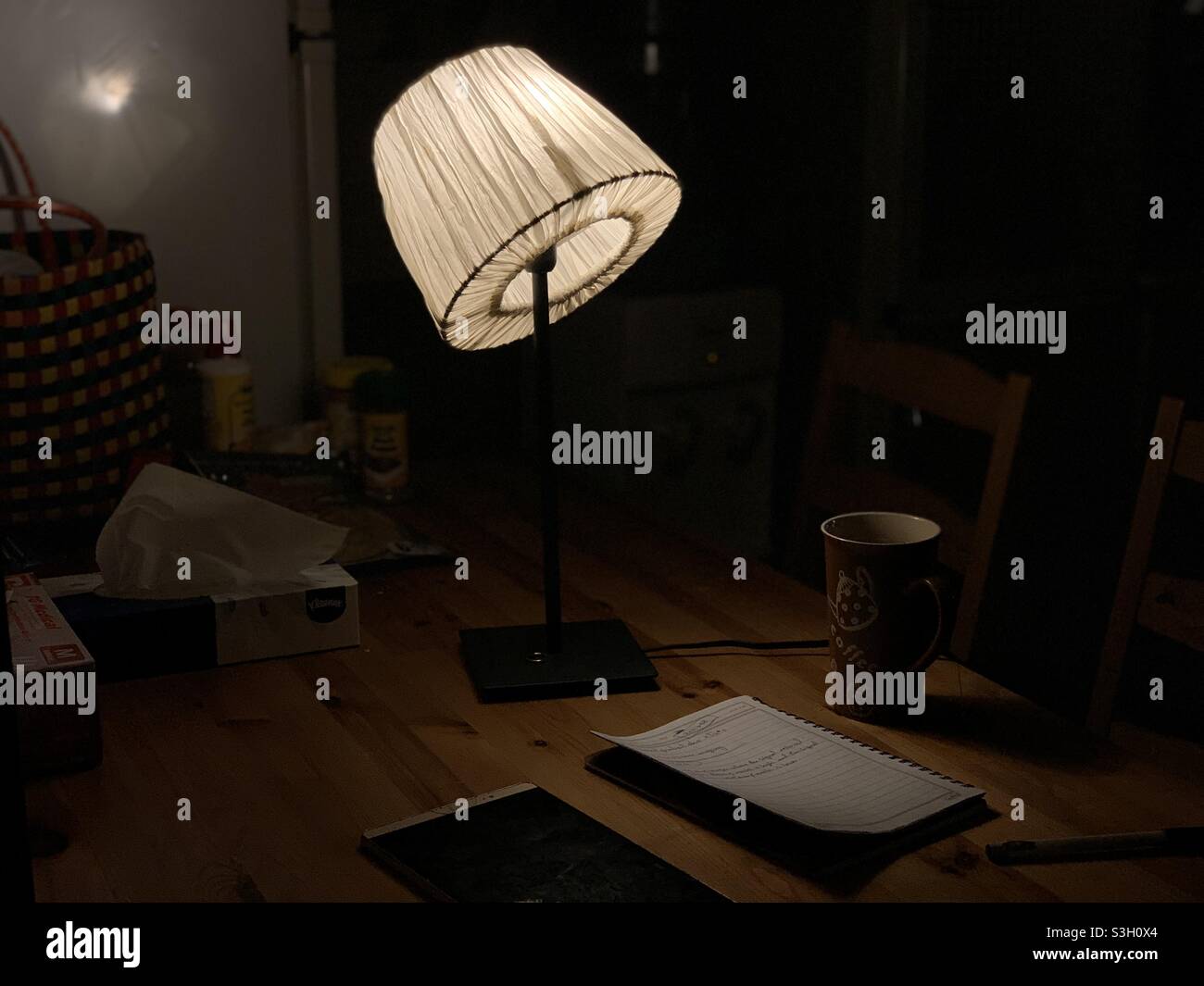 Dark study hi-res stock photography and images - Alamy