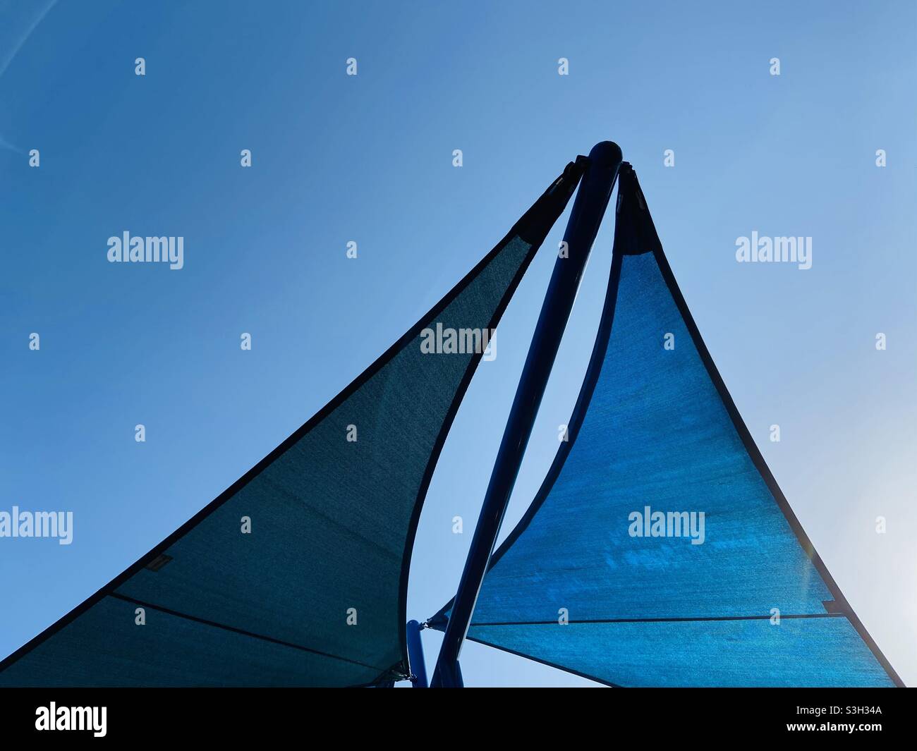 Beam set hi-res stock photography and images - Alamy