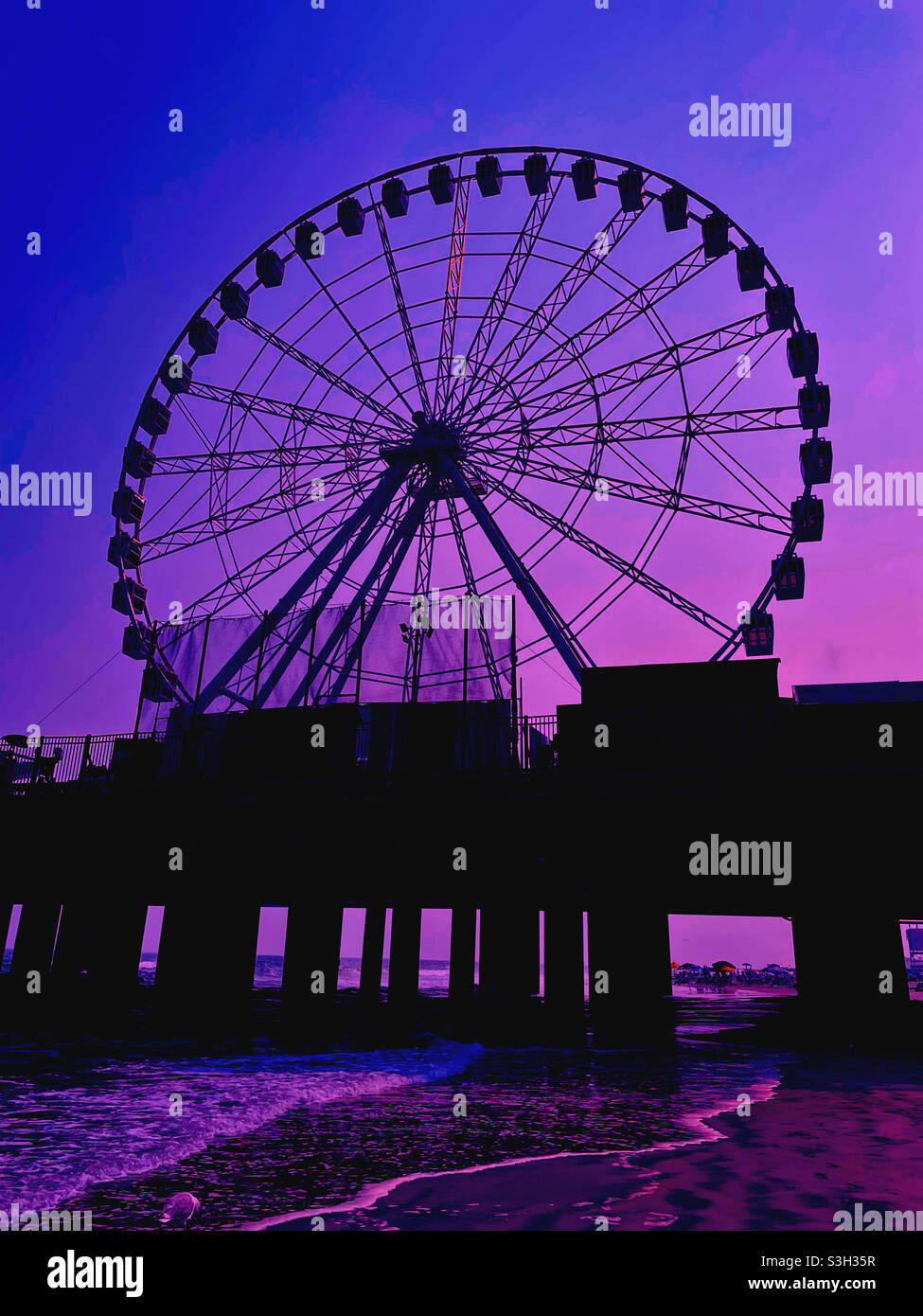 Board walk atlantic city hi-res stock photography and images - Alamy