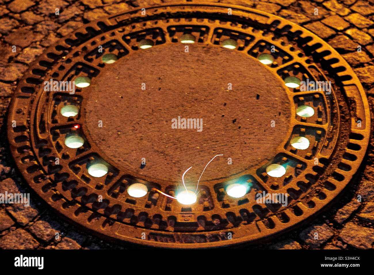 Through manhole hi-res stock photography and images - Alamy