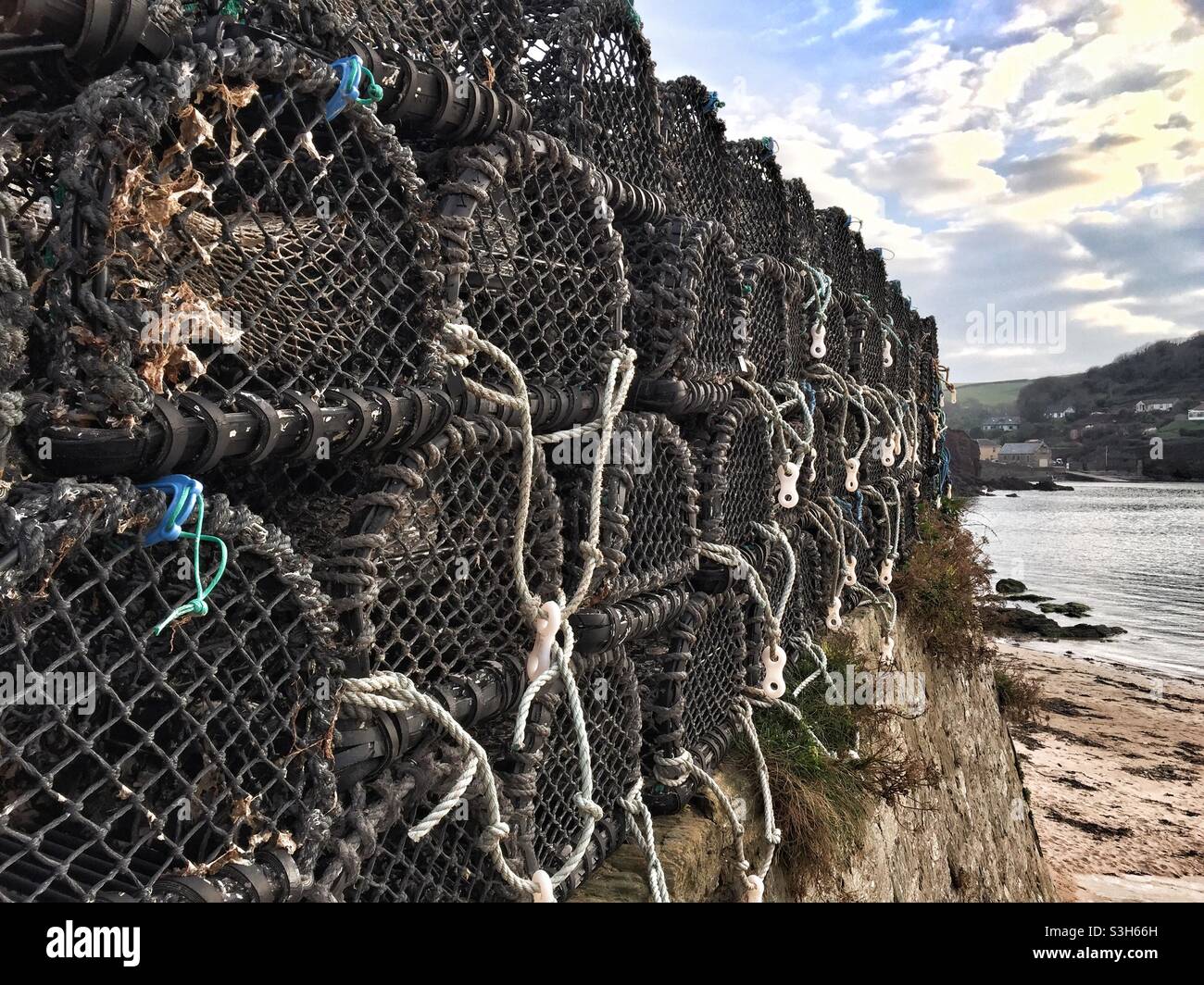 Lobster pot fishing hi-res stock photography and images - Alamy