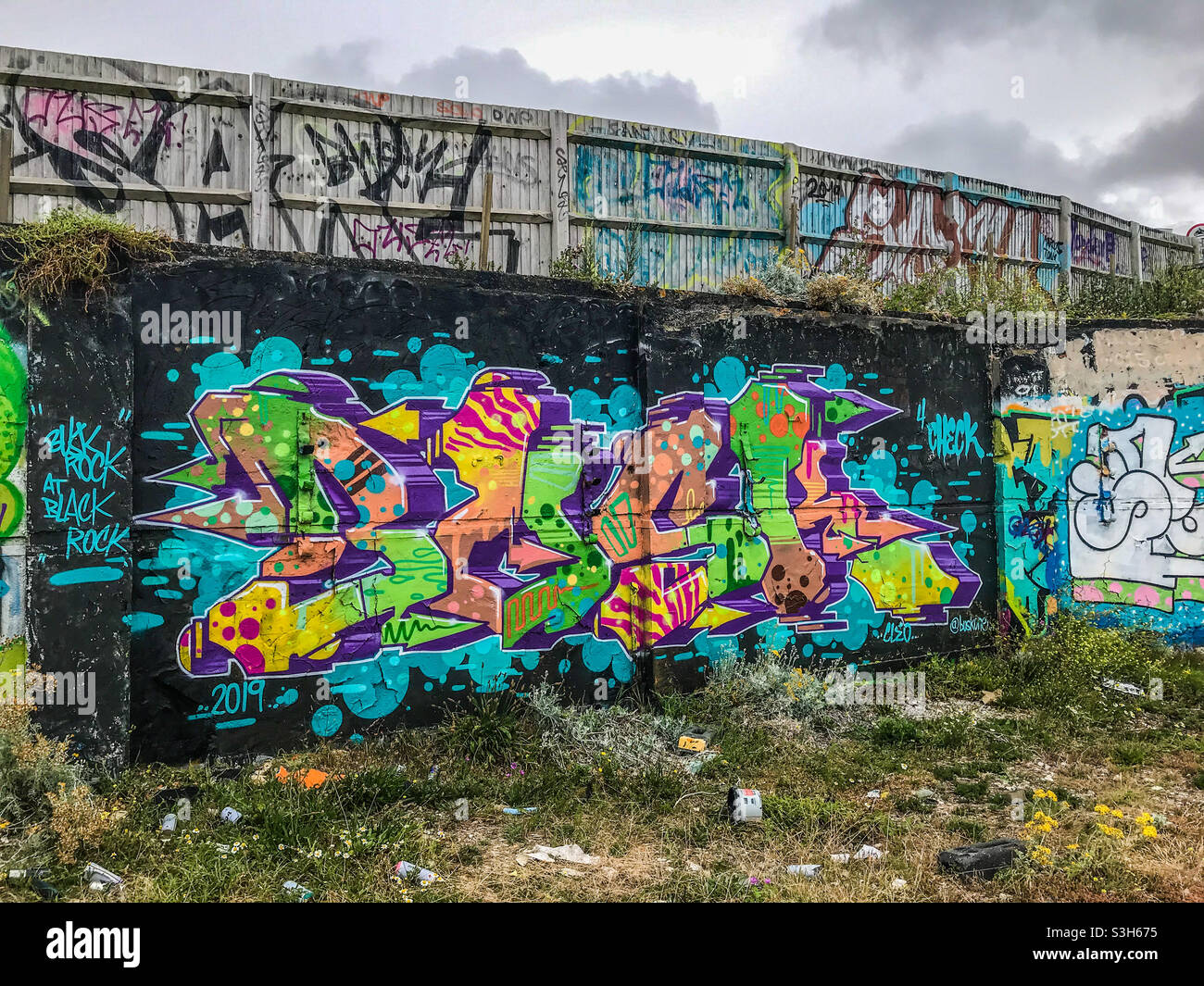 Brighton graffiti hi-res stock photography and images - Alamy