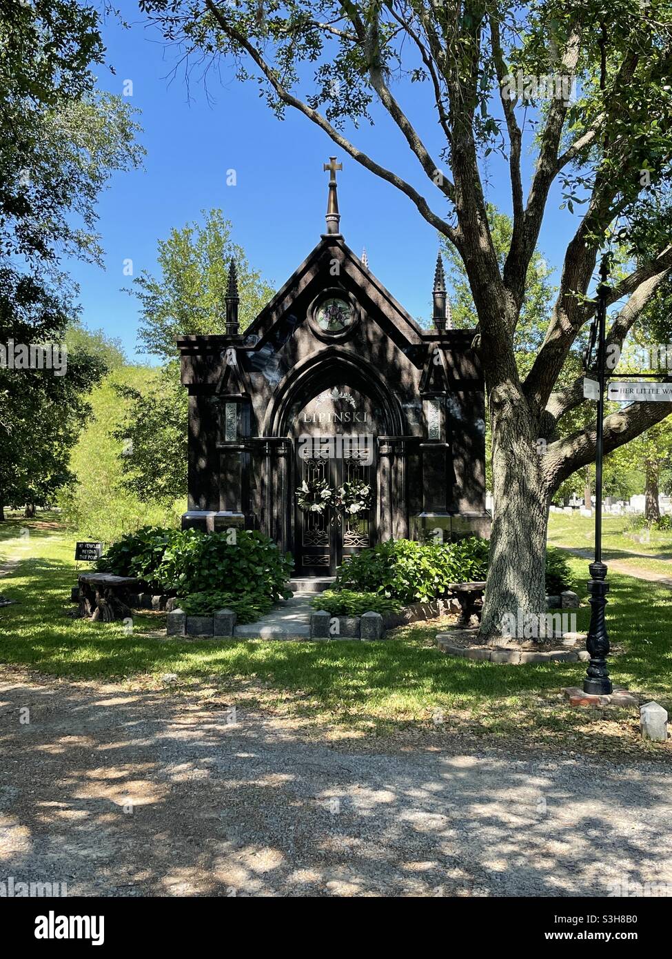 Magnolia cemetery hi-res stock photography and images - Alamy