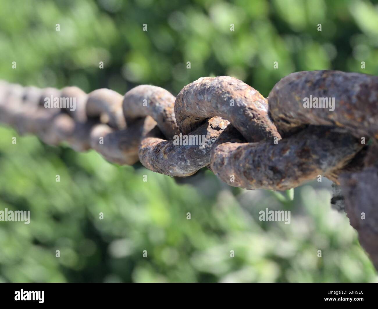 Chain rust hi-res stock photography and images - Alamy