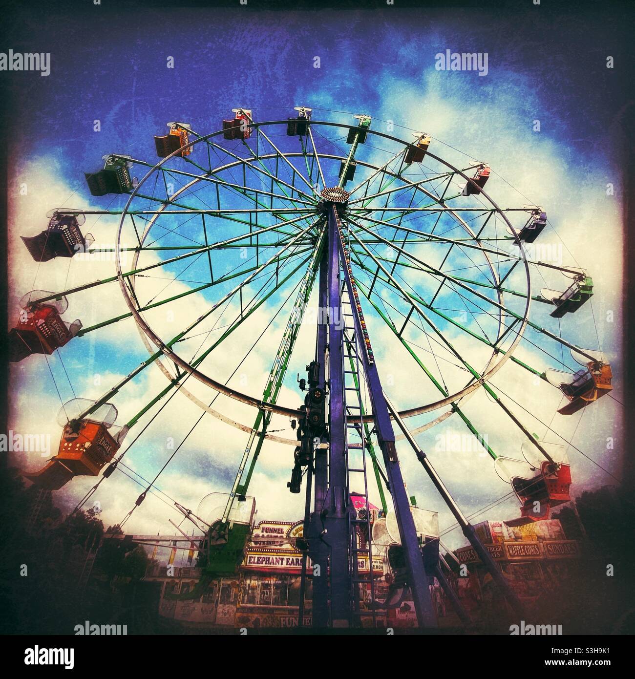 Film wheel hi-res stock photography and images - Alamy
