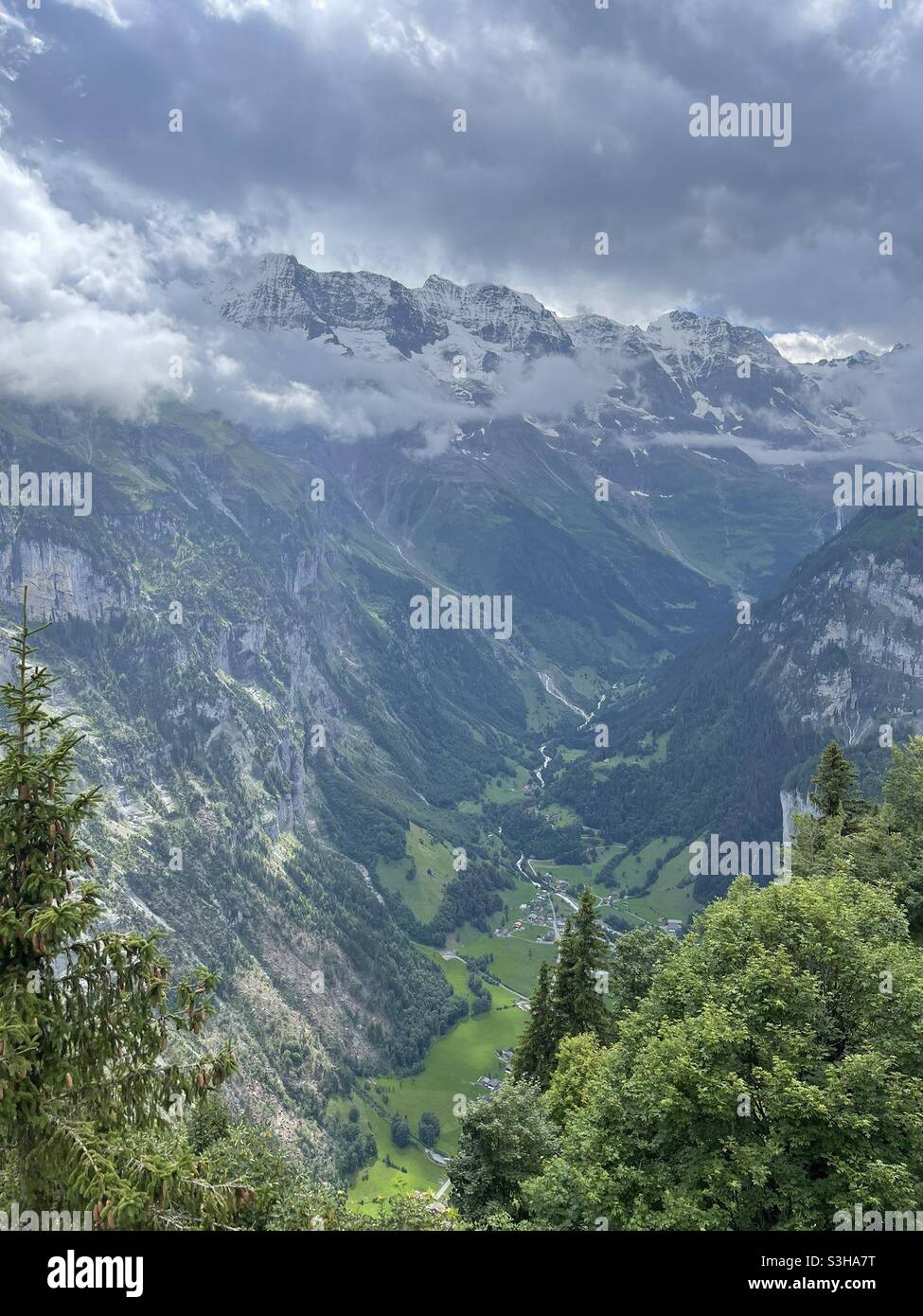 Erope hi-res stock photography and images - Alamy