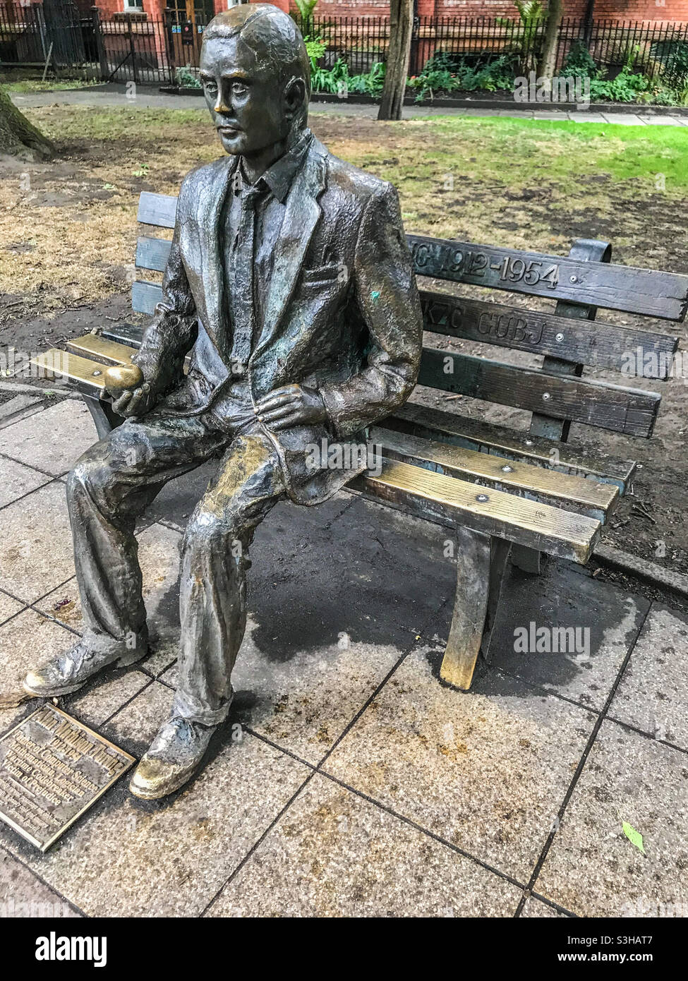 Alan Turing sculpture, Manchester Stock Photo - Alamy