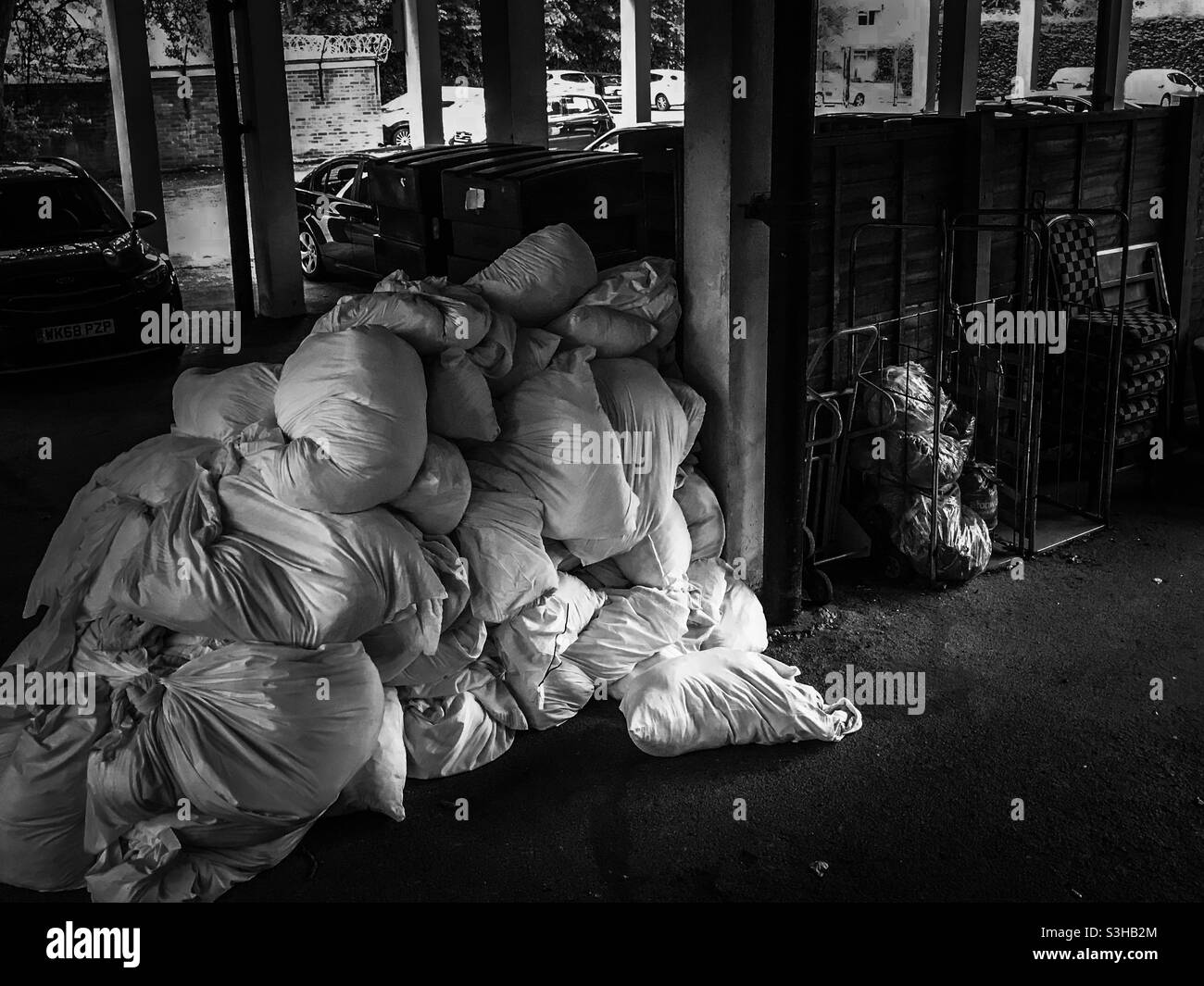 Hotel laundry bags hi-res stock photography and images - Alamy