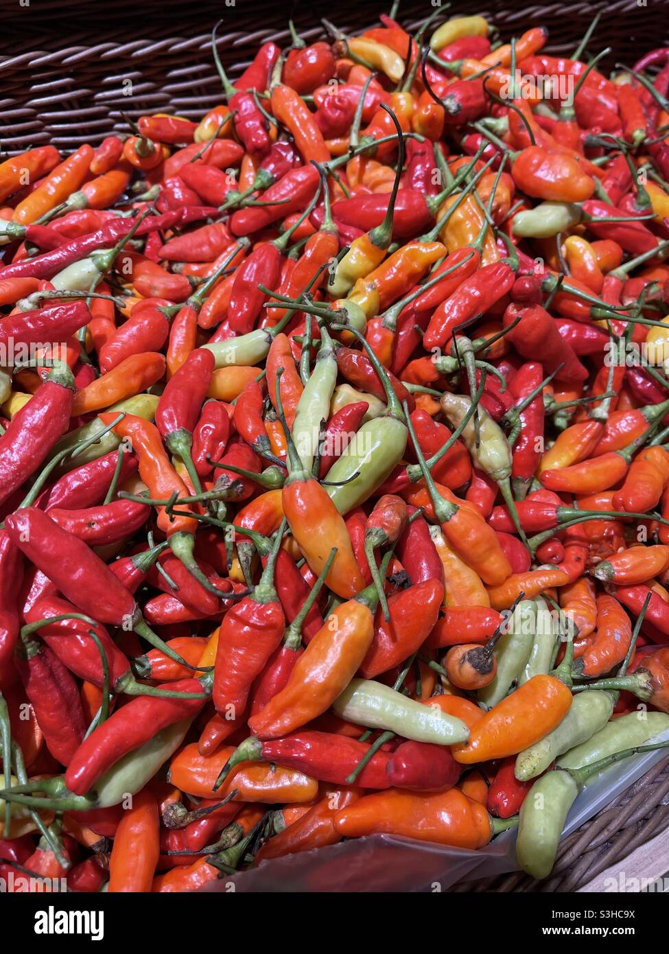 Different sizes of spices hi-res stock photography and images - Alamy
