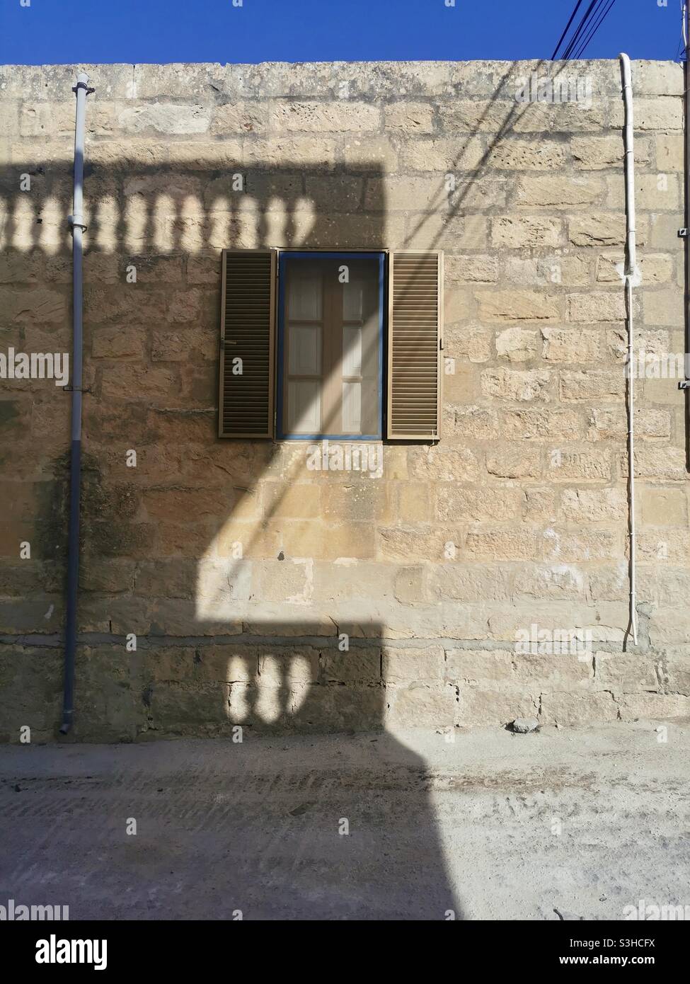 Facade of sandstone hi-res stock photography and images - Alamy