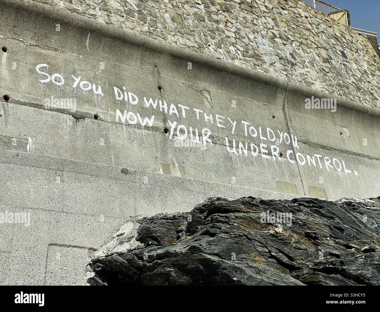 Graffiti anti government hi-res stock photography and images - Alamy