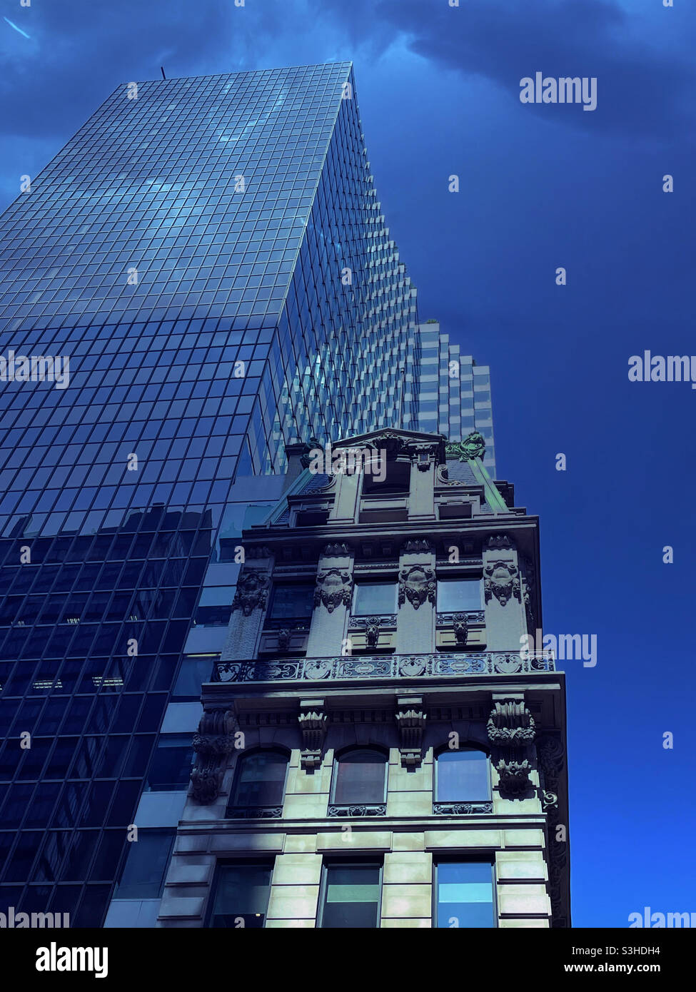 452 fifth ave hi-res stock photography and images - Alamy