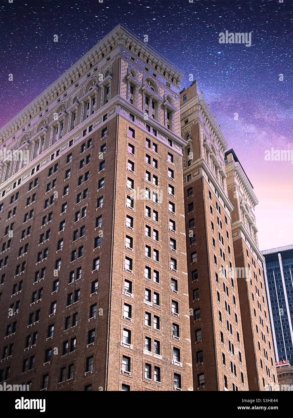 The apartment building Herald Towers is located at the corner of 34th ...