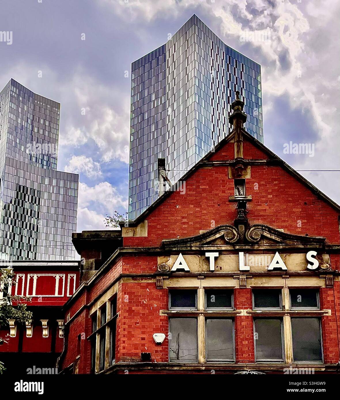 Manchester skyline old hi-res stock photography and images - Alamy