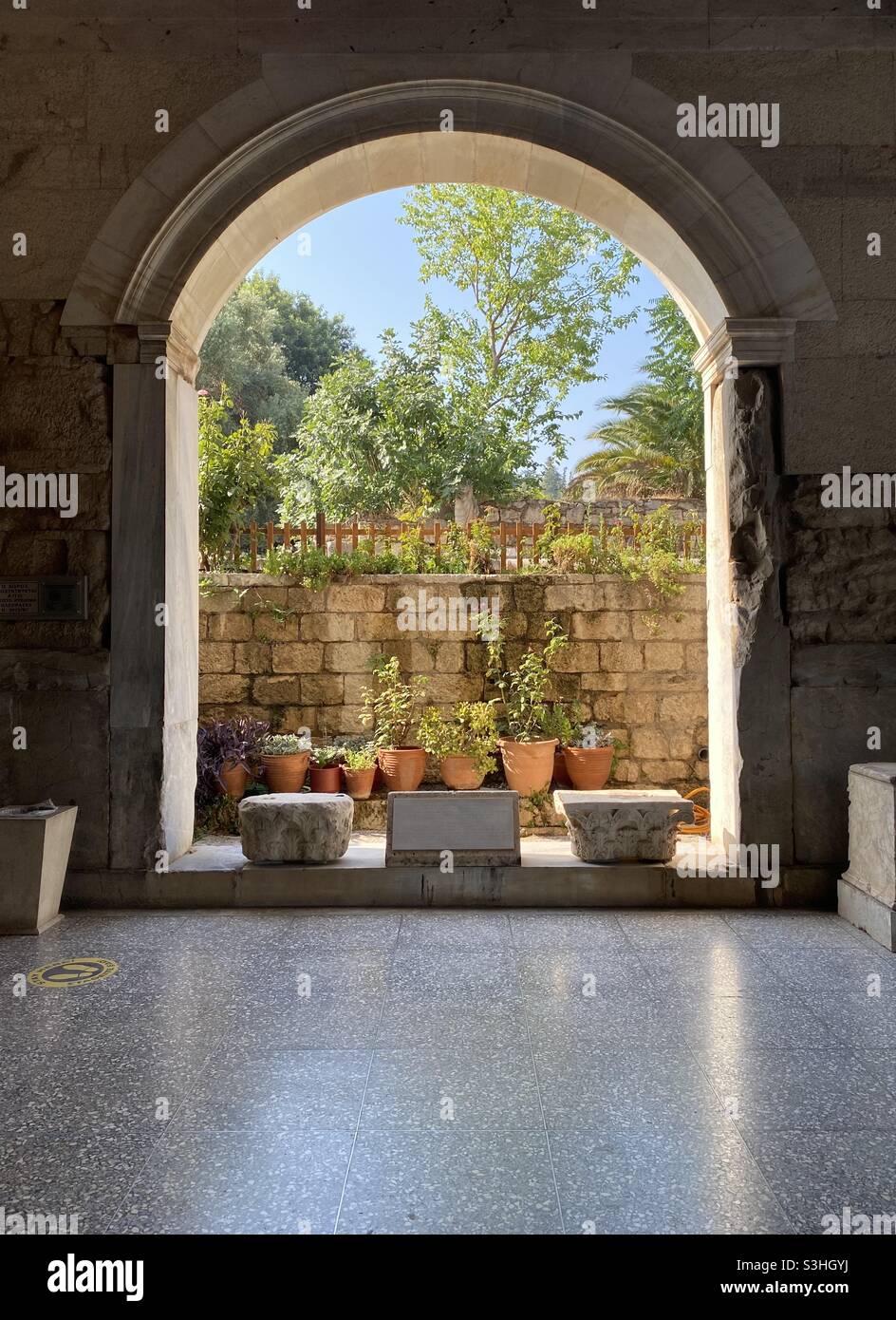 Agora garden hi-res stock photography and images - Alamy