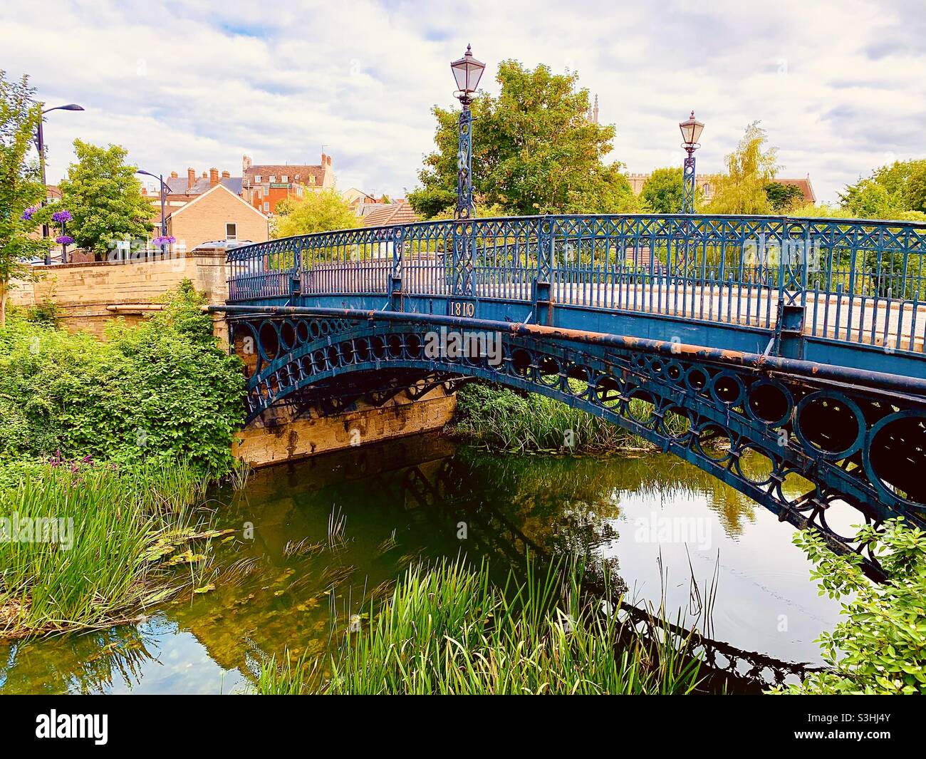 Cast iron bridges hi-res stock photography and images - Alamy