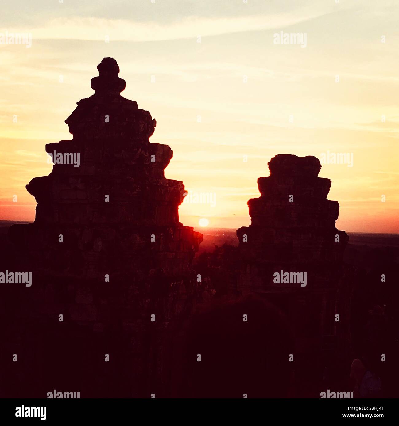 Bakheng temple hi-res stock photography and images - Alamy