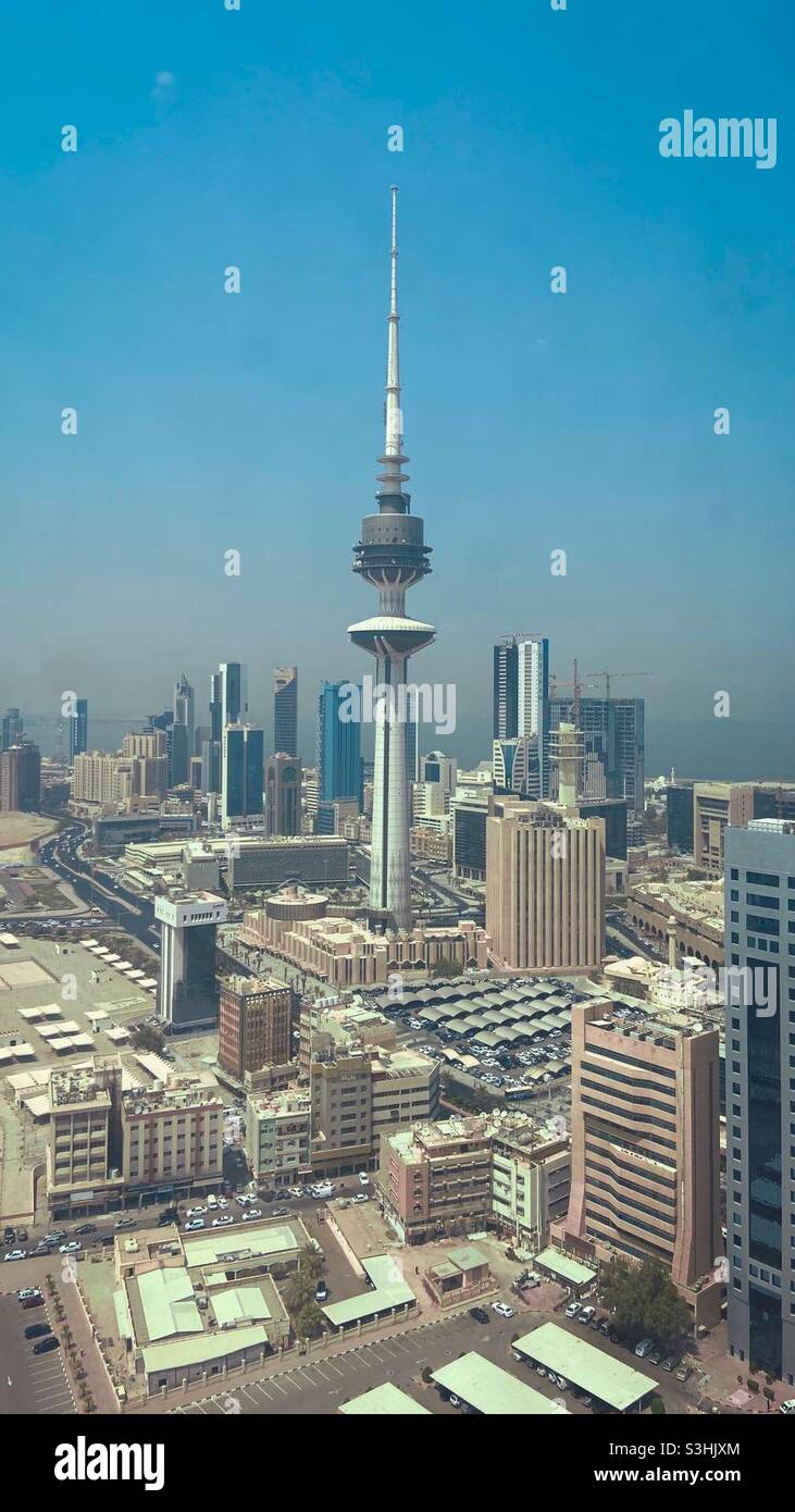 Streets of kuwait hi-res stock photography and images - Alamy