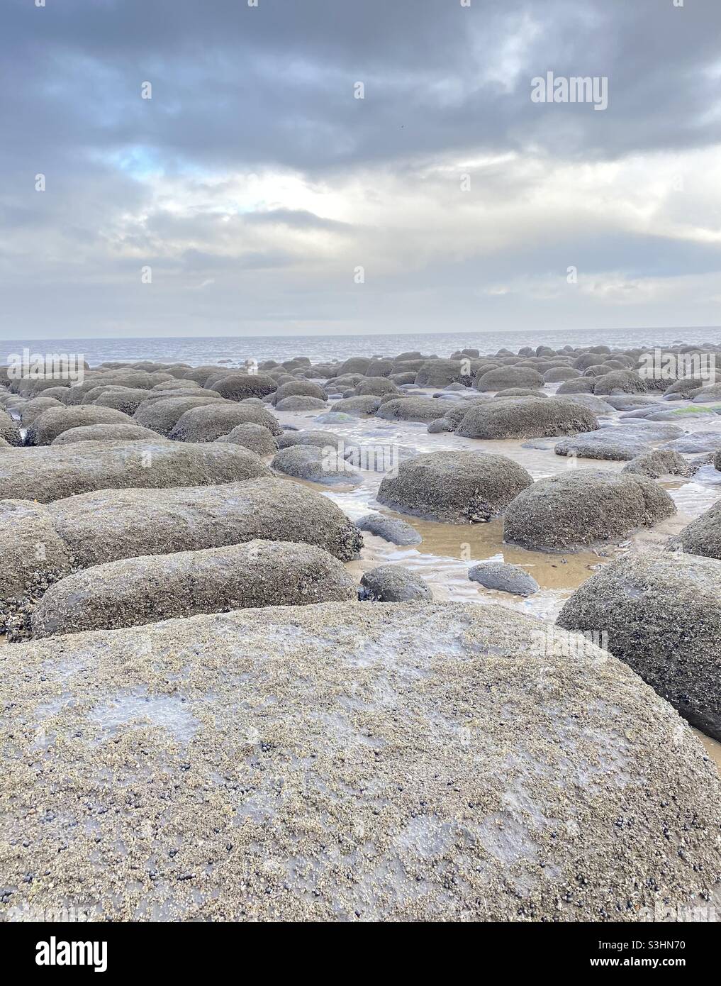 Bolder beach hi-res stock photography and images - Alamy