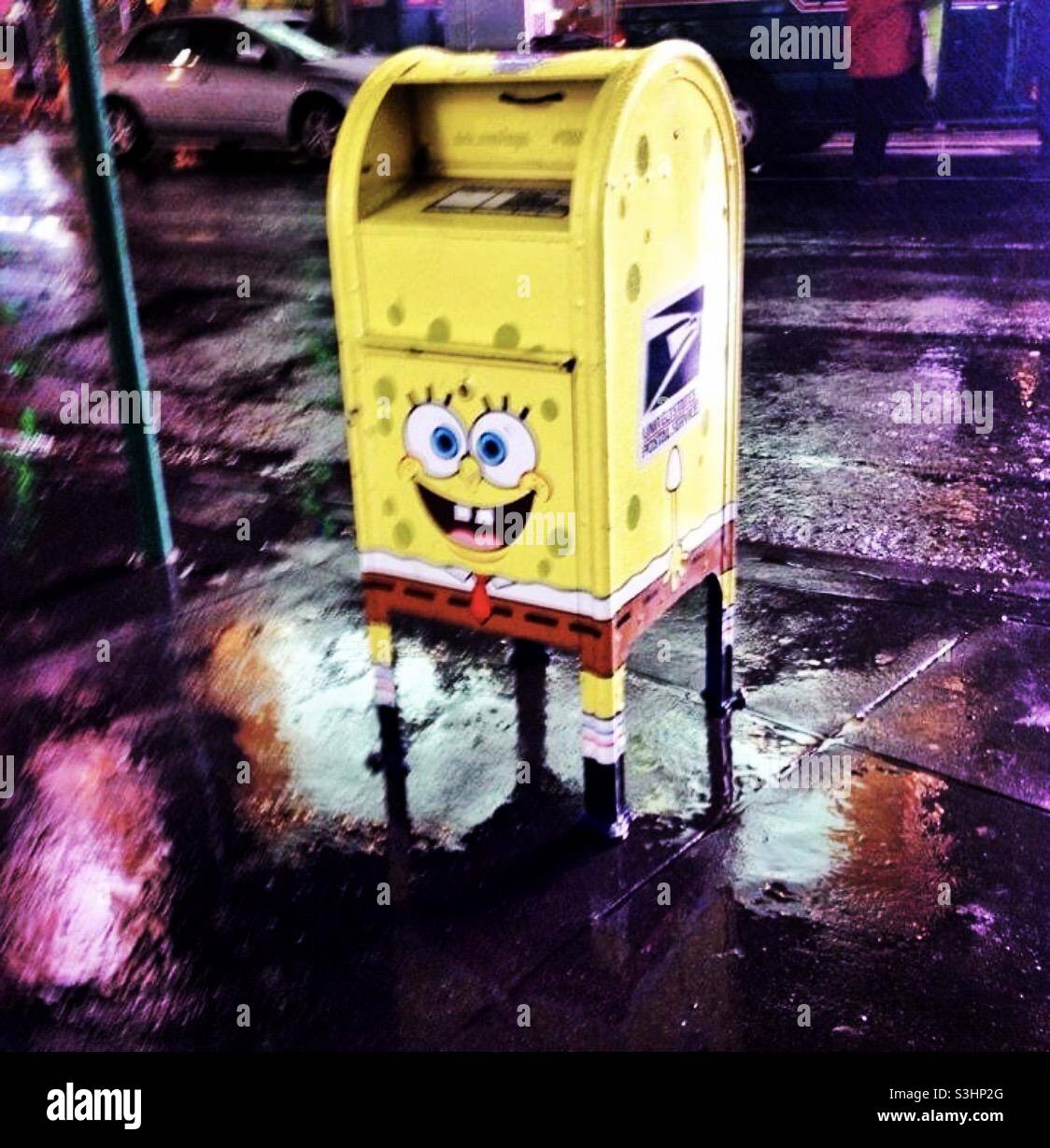 New york city street mailbox hi-res stock photography and images - Alamy