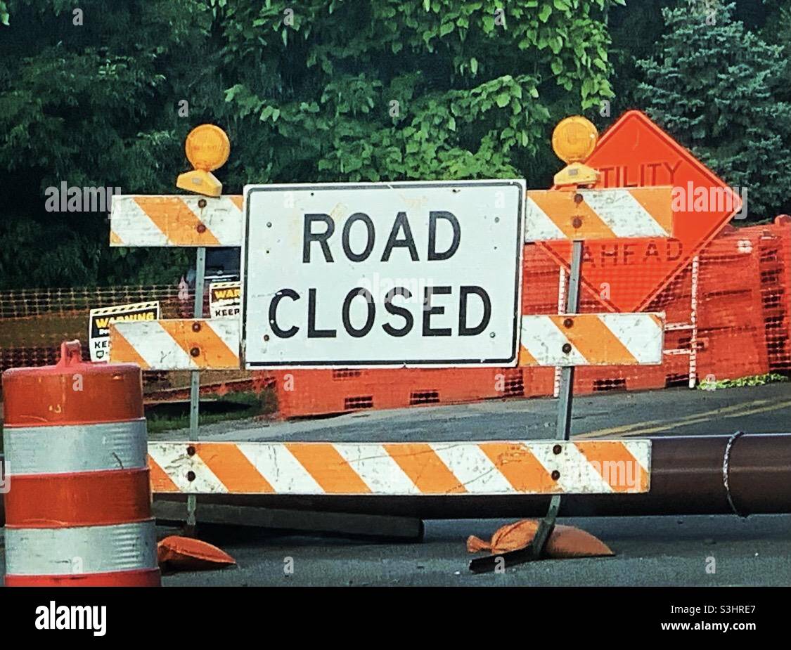 Road closed construction site Stock Photo - Alamy