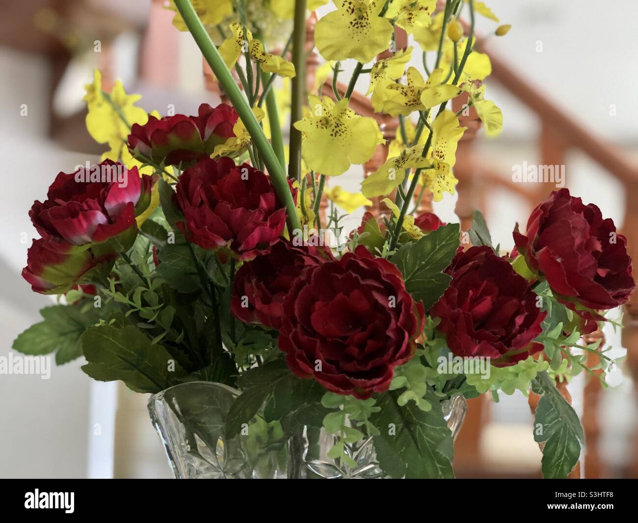 Plastic rose hi-res stock photography and images - Alamy