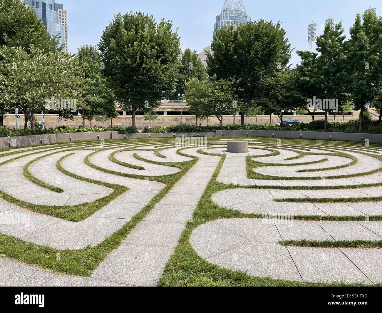 City maze hi-res stock photography and images - Alamy