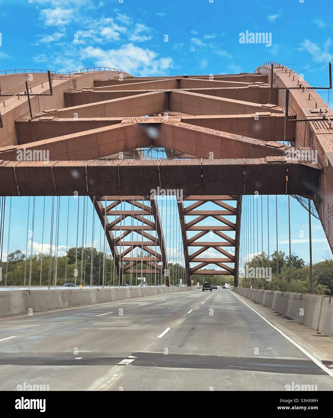 Bridges and small towns hi-res stock photography and images - Alamy