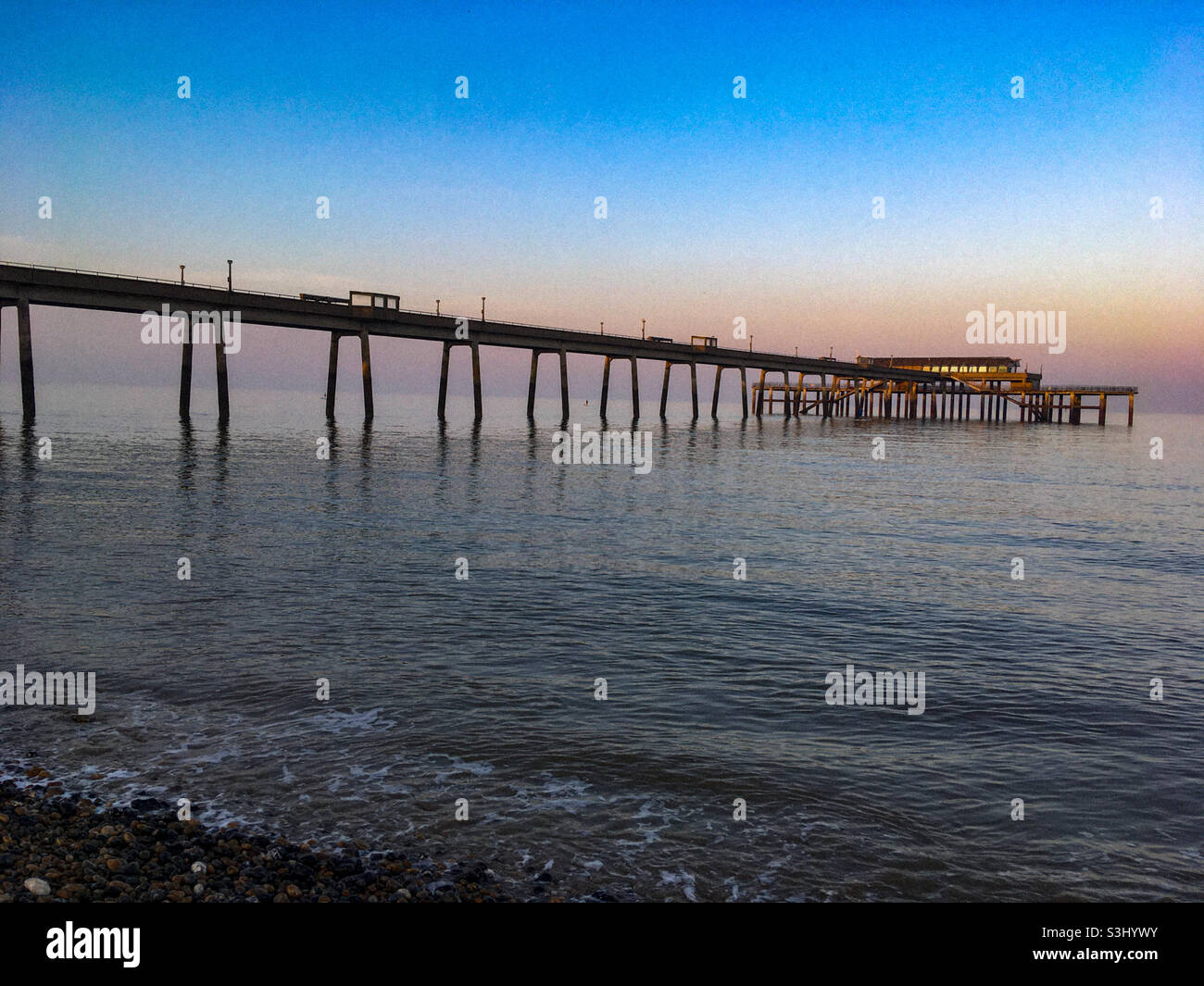 Deal coast town hi-res stock photography and images - Alamy