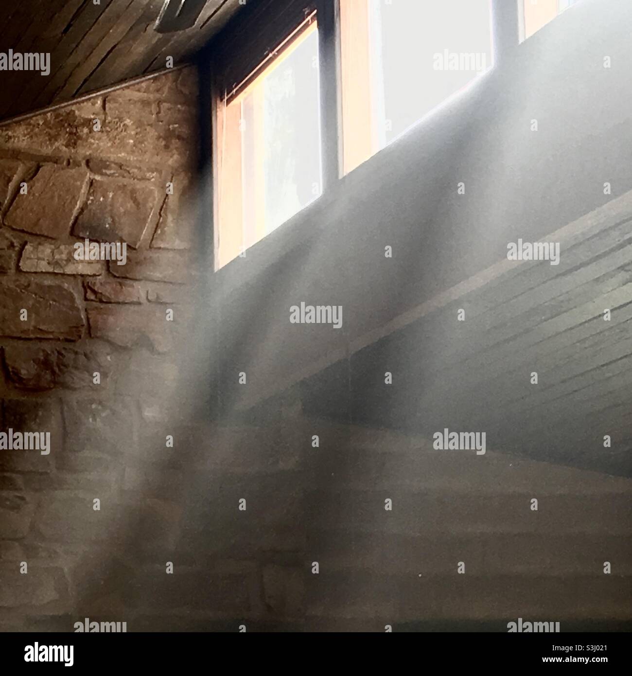 Sunlight through the windows hi-res stock photography and images - Alamy