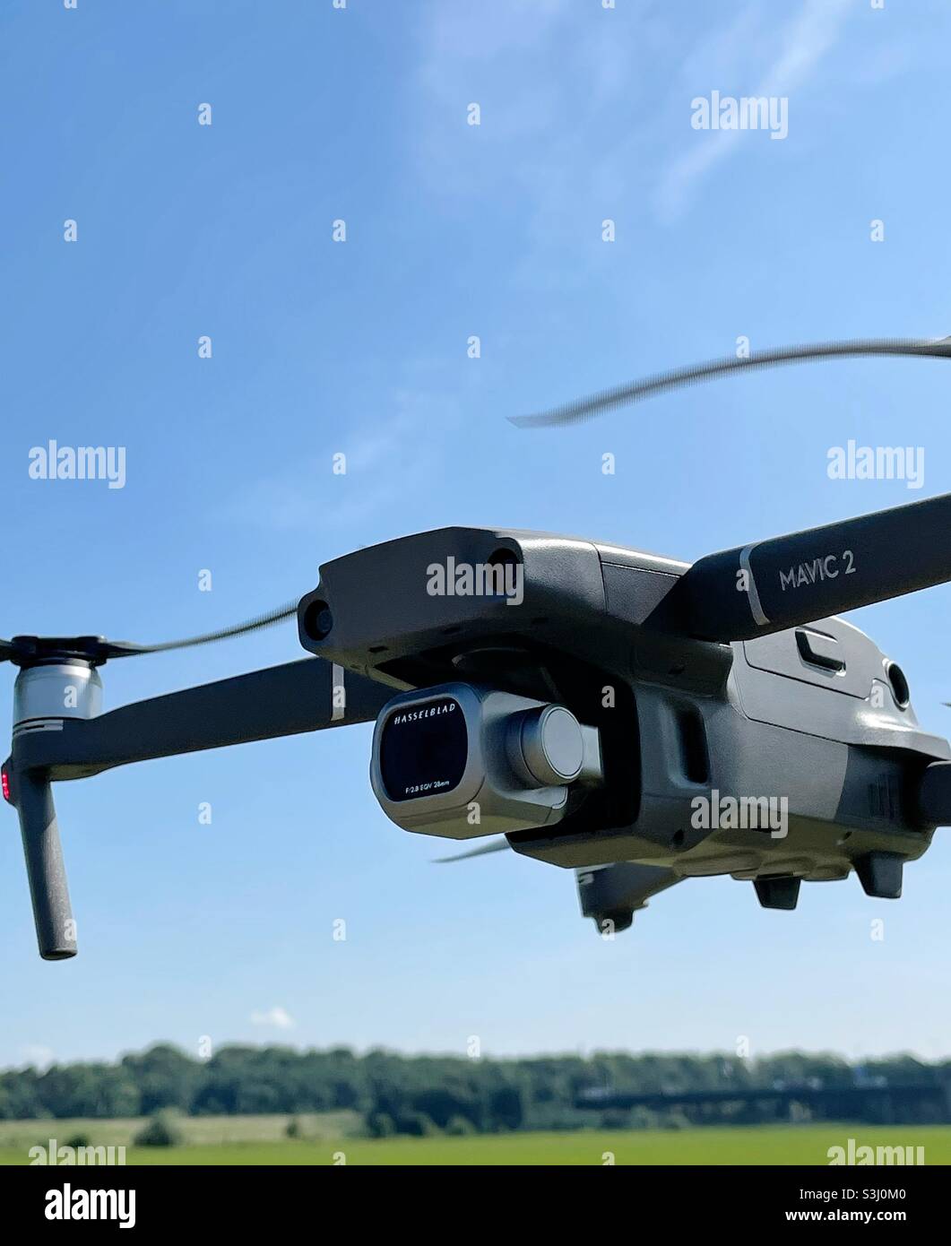 Drones dji hi-res stock photography and images - Alamy
