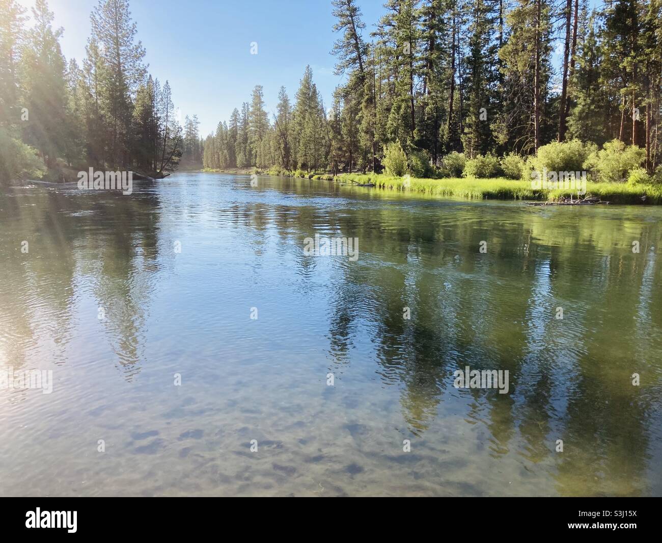 Deschutes river hi-res stock photography and images - Alamy