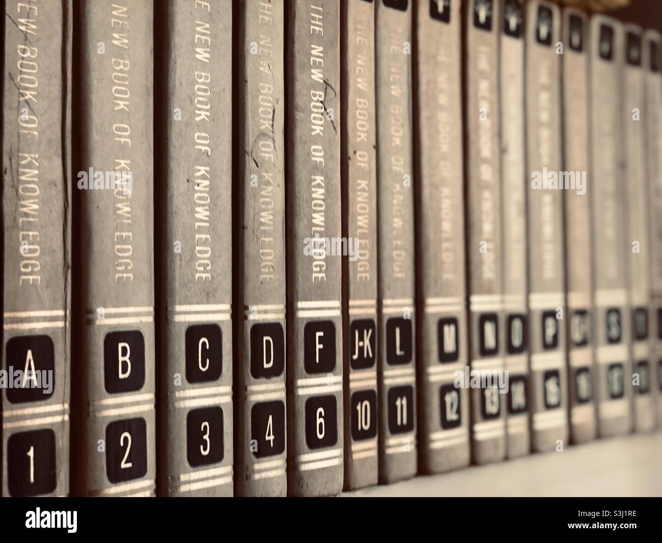 Book of knowledge hi-res stock photography and images - Alamy