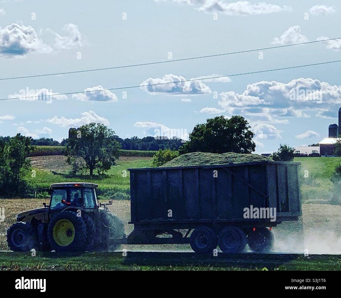 Grow workday hi-res stock photography and images - Alamy