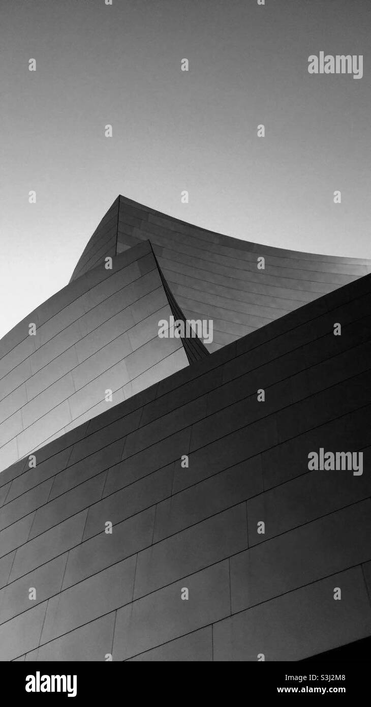 Building curved facade cladding Stock Photo - Alamy